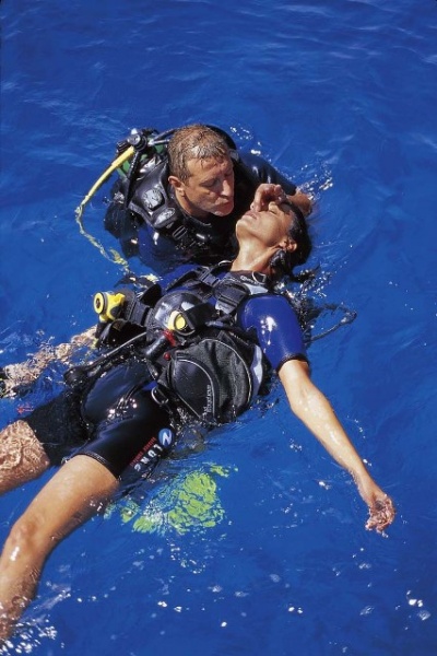 Club d'Immersió Biologia :: Rescue Diver (Rescat)